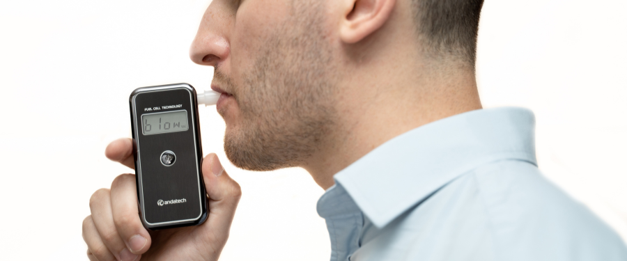 How to use a breathalyser